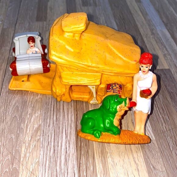 Toys | Theflintstone Wilma Vintage Pvc Toy Dinosaur Stone Age Stone ...